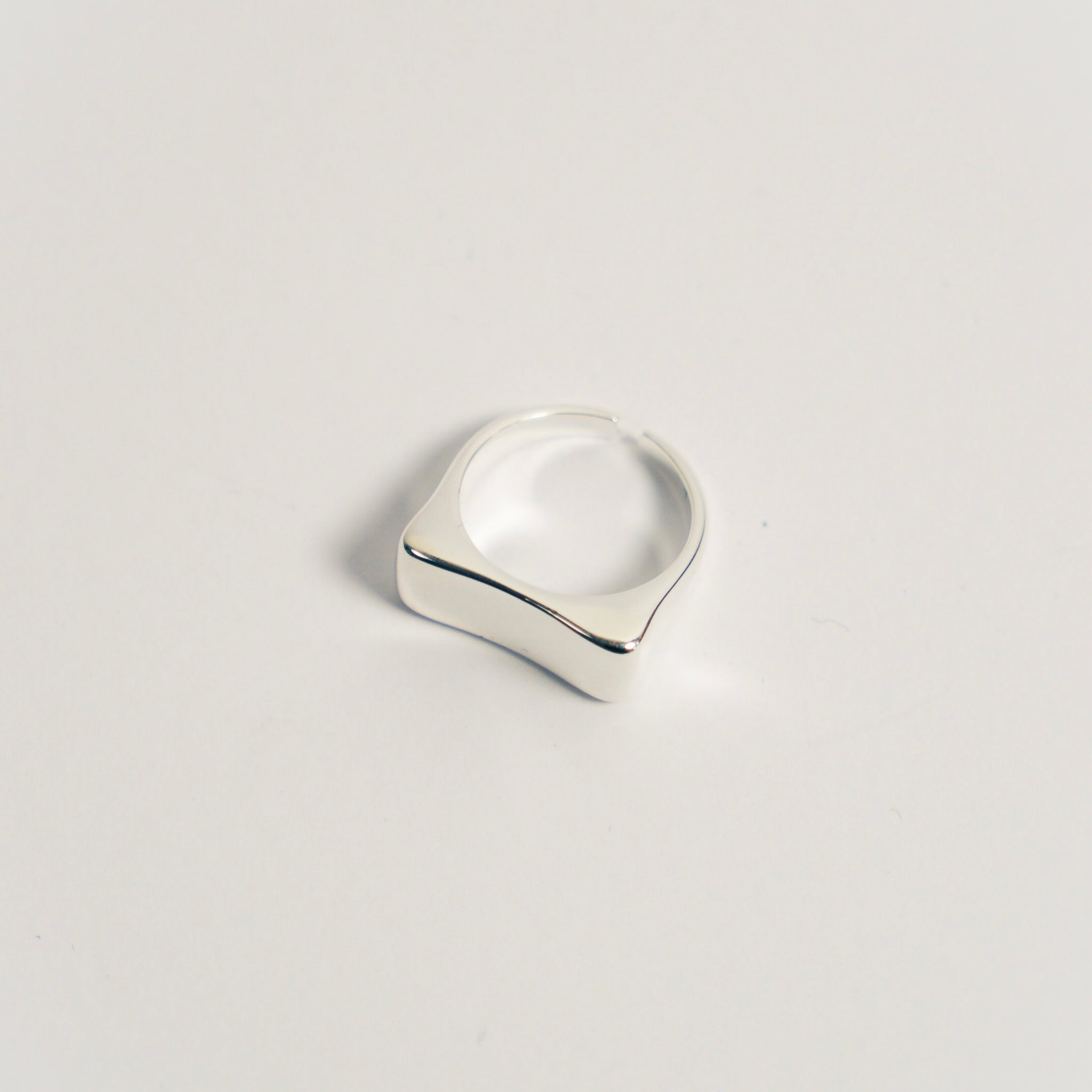 Izzy Ring